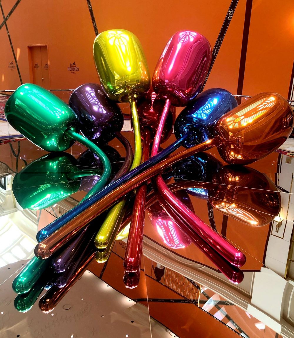 Wynn Hotel...home to artist Jeff Koons’ “Tulips” installation - SRO PR
